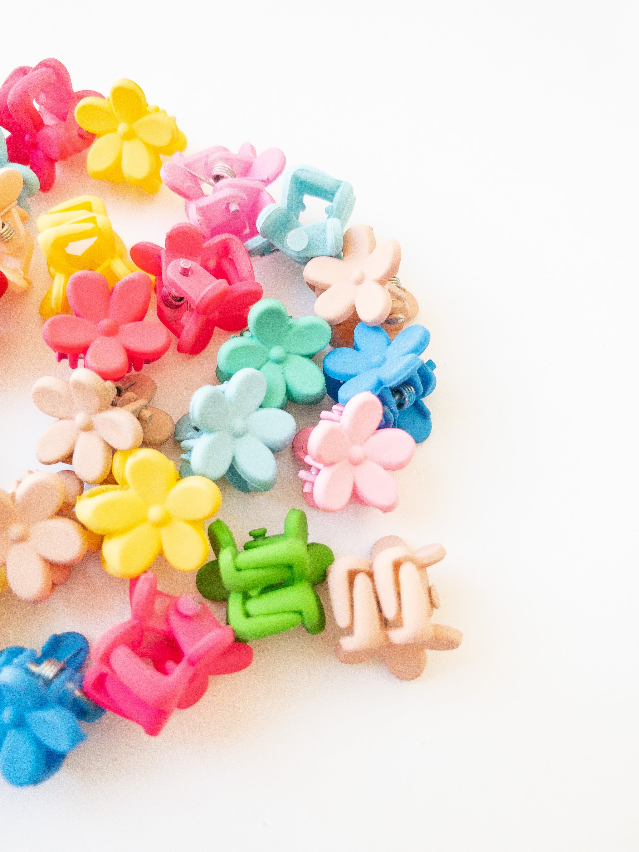 Mini Flower Hair Clips - 36 Pack – Eggy Cakes